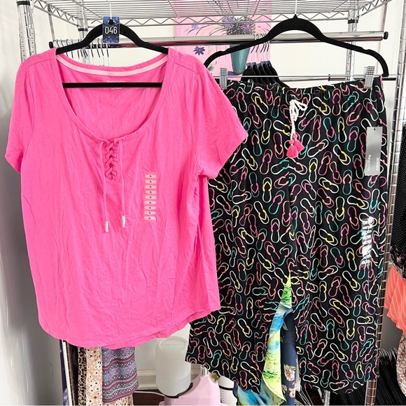Tops | 46 Nwt Pj Outfit Relativity Intima Pink Top Xl Flipflops Capri ...